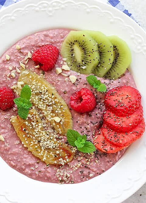 Ovesná kaše s červenou řepou a malinami - Emco.cz